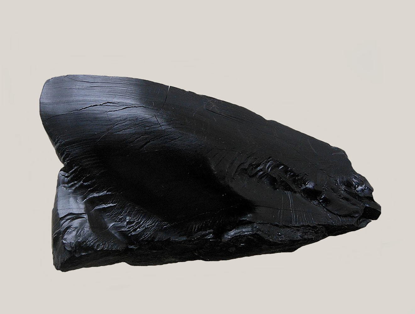 Jet: Mineral information, data and localities.