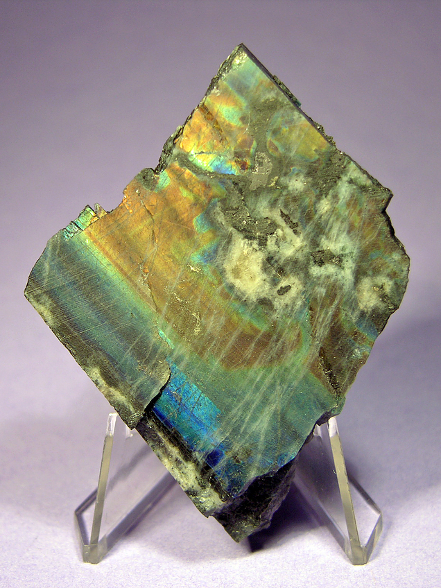 Anorthite (Var: Labradorite)