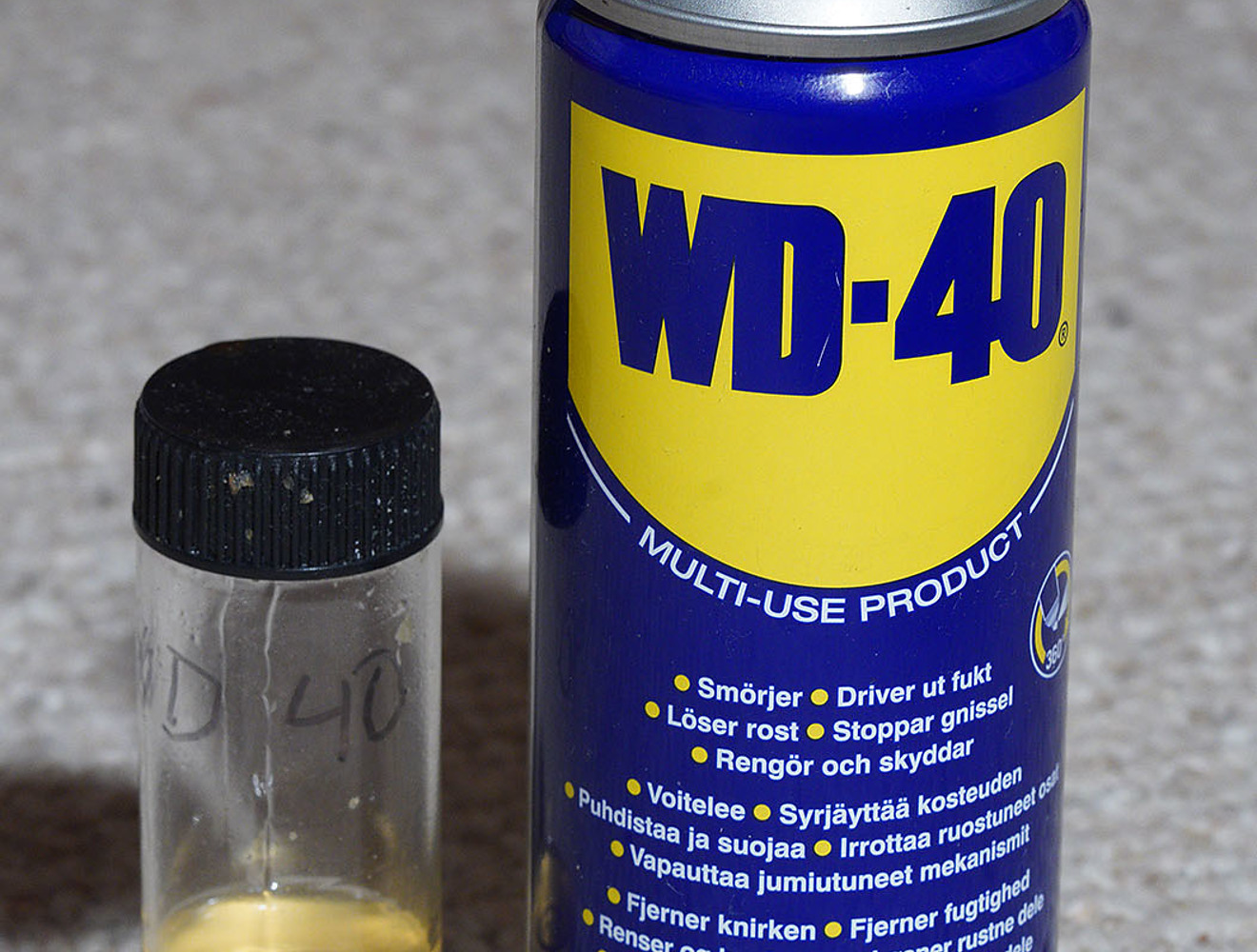 Techniques for Collectors : How to remove mineral tack oil from specimens