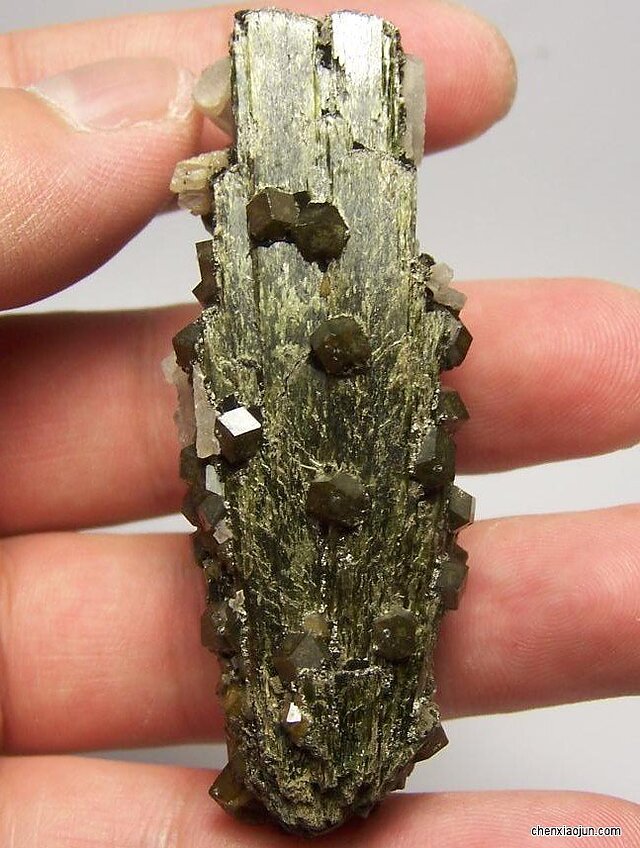 Hedenbergite, Andradite