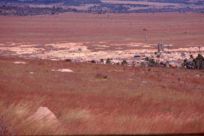 Ilakaka gem deposit, Ilakaka, Ihosy District, Ihorombe, Madagascar