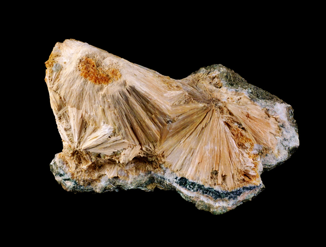 Stevensite: Mineral information, data and localities.