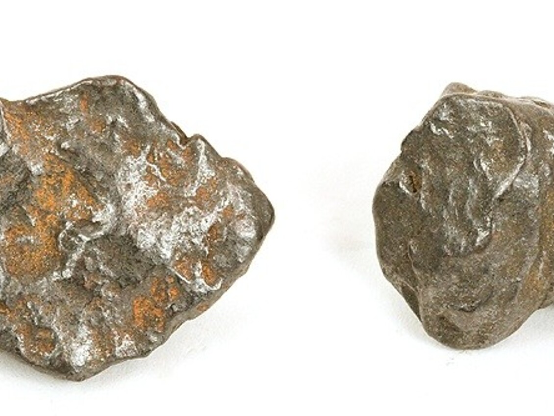 Iron (Var: Kamacite), Taenite, Forsterite, Troilite, Magnesiochromite