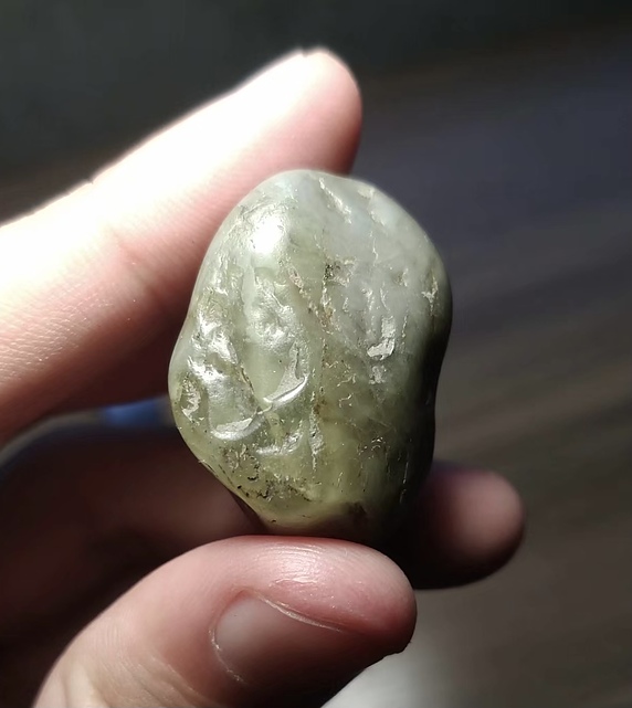 Cymophane: Mineral information, data and localities.