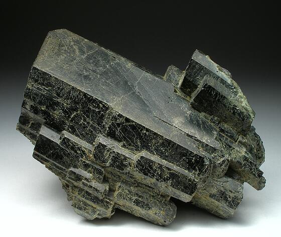 Hedenbergite: Mineral information, data and localities.