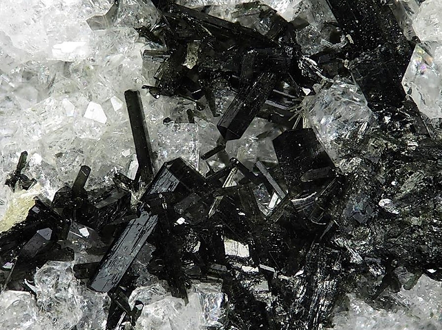 Richterite, Titanite, Sanidine