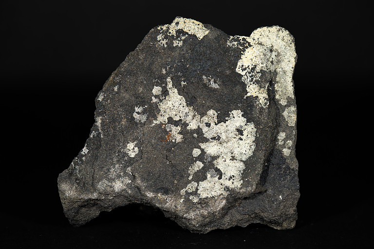 Rossite: Mineral information, data and localities.