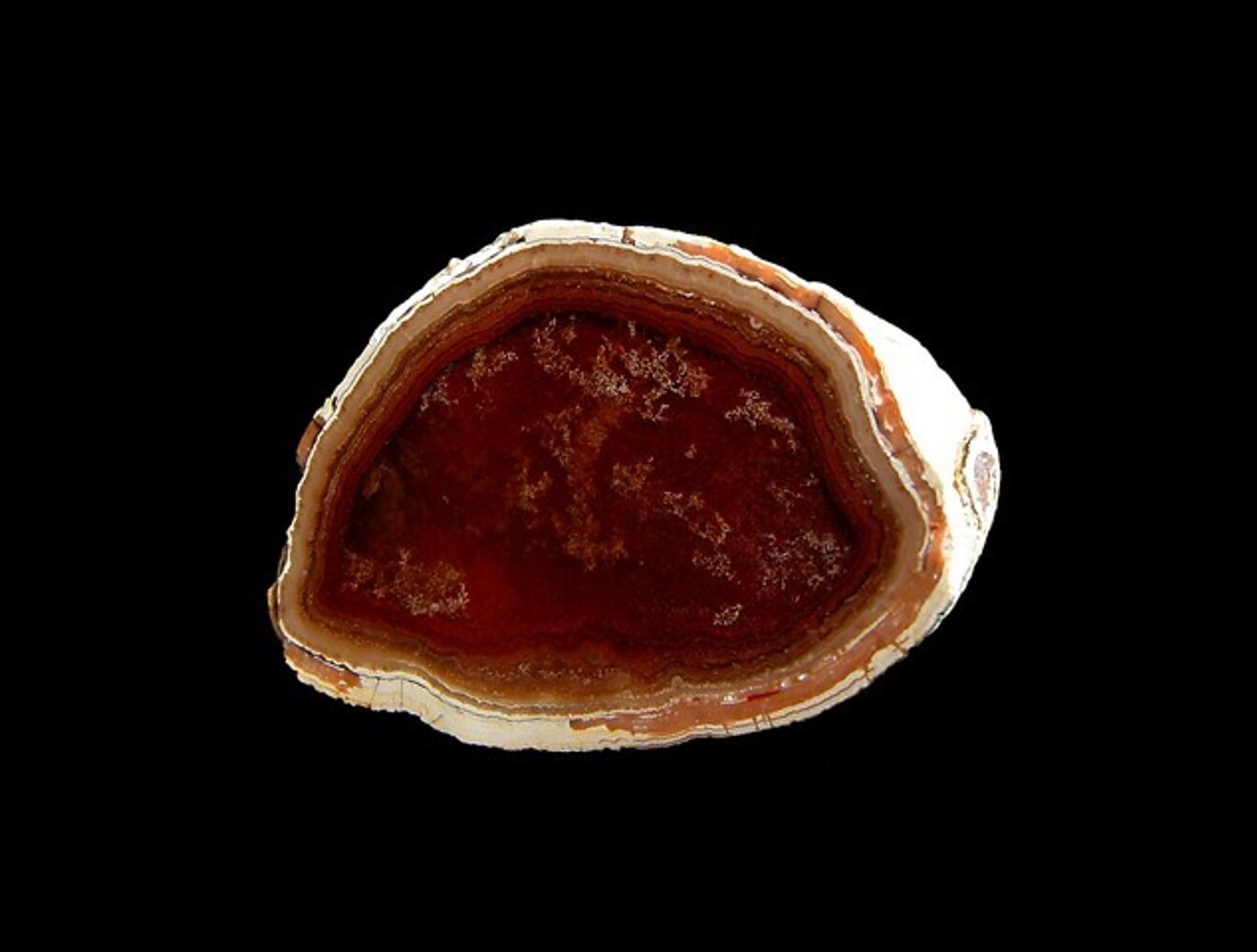 Cloud Agate: Mineral information, data and localities.