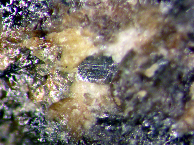 Törnebohmite-(La): Mineral information, data and localities.
