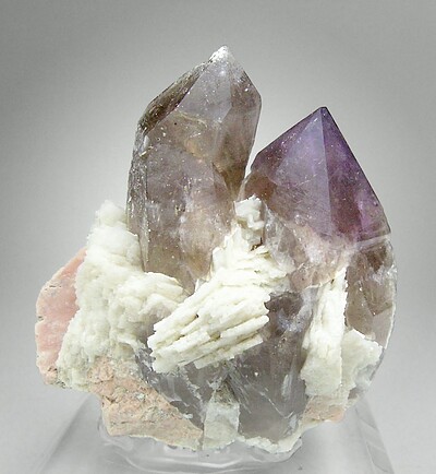 MAP-HDF - Quartz (Var: Amethyst), Quartz (Var: Smoky Quartz), Albite ...