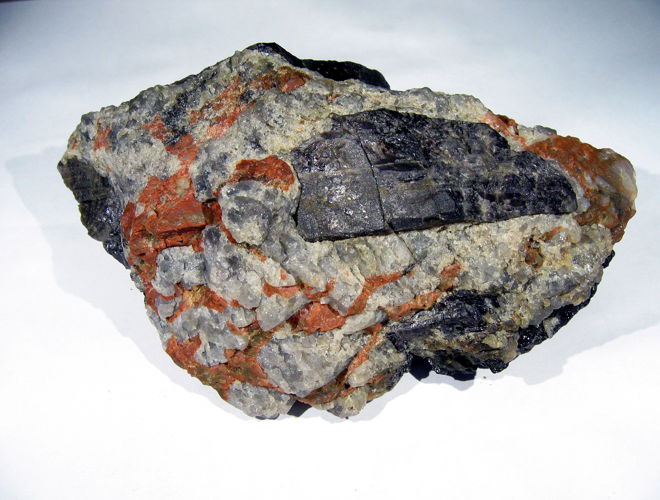 mindat.org - Sillimanite