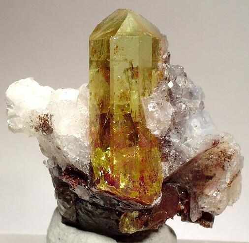 Apatite: Mineral information, data and localities.