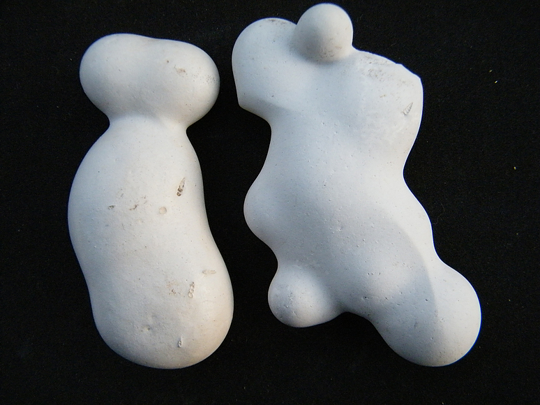 Menilite: Mineral information, data and localities.