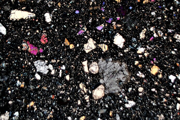 Picrite: Mineral information, data and localities.