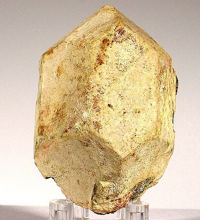 Brannerite-Thorutite Series: Mineral information, data and localities.