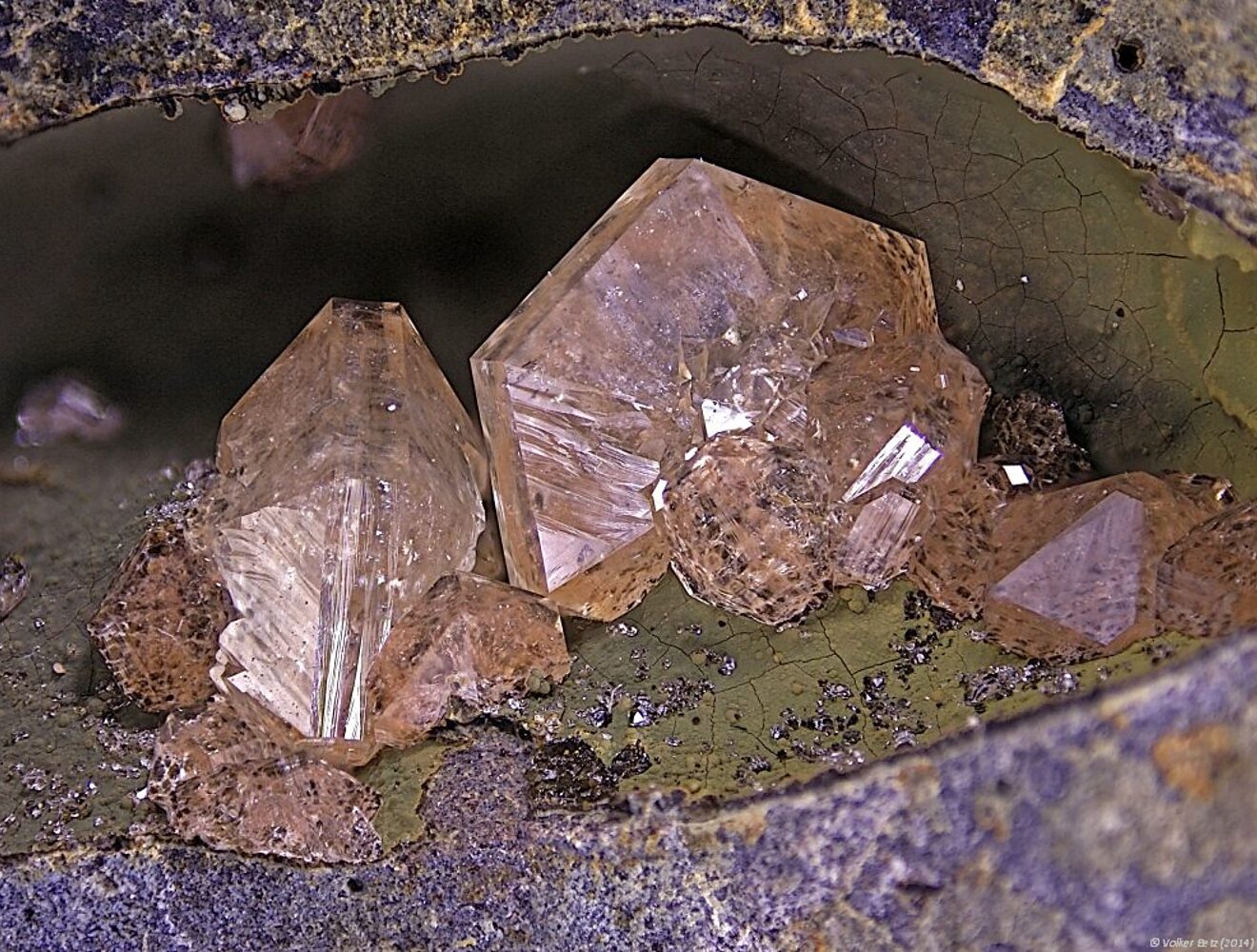 Gmelinite Subgroup: Mineral information, data and localities.