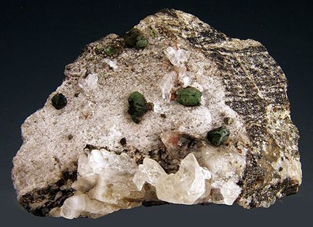Spodumene (Var: Hiddenite)