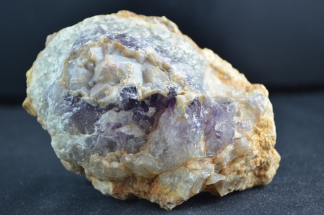 Mount Phillips Amethyst Mine (Gascoyne Amethyst Mine; Soklich Amethyst ...