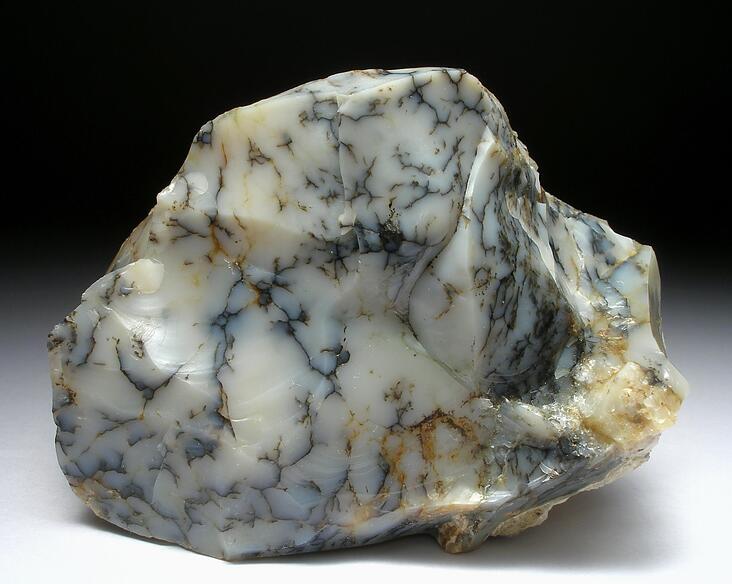 Rumanite: Mineral information, data and localities.