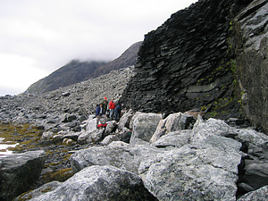 Tugtupite: Mineral information, data and localities.