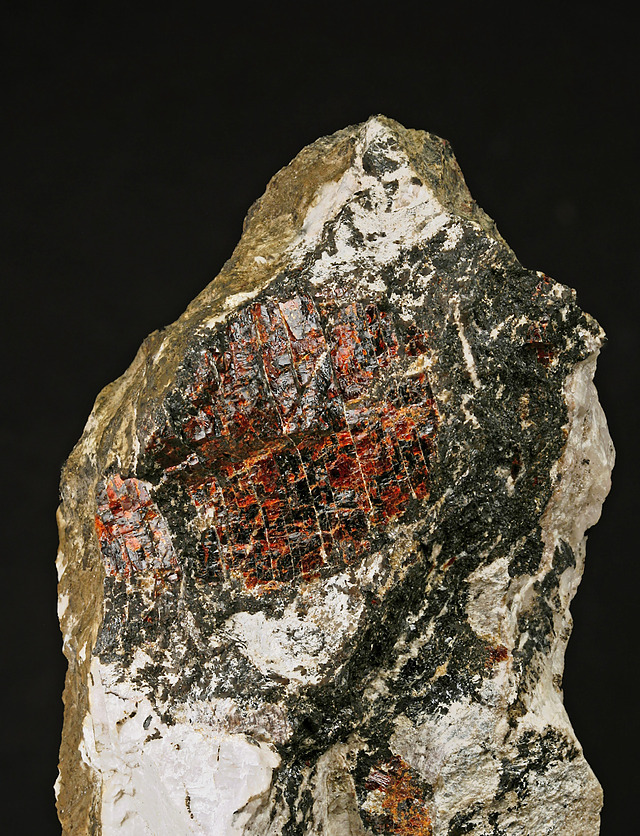 Zincite, Pyrochroite, Calcite