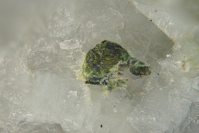 Sulvanite, Tangeite, Calcite, Quartz