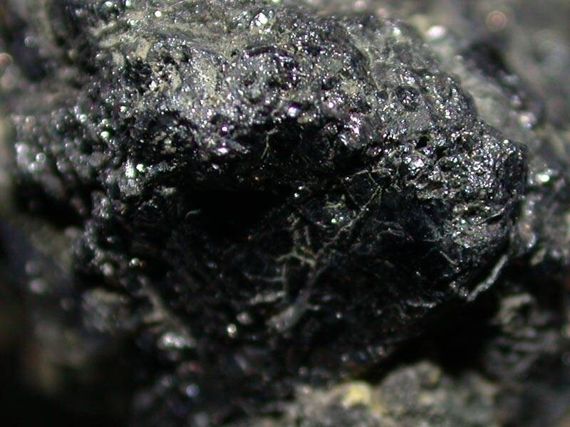 Senandorite: Mineral information, data and localities.