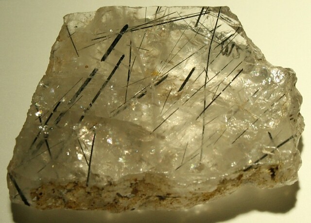 Riebeckite, Quartz