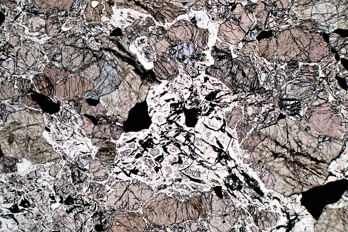 Pyroxenite: Mineral information, data and localities.