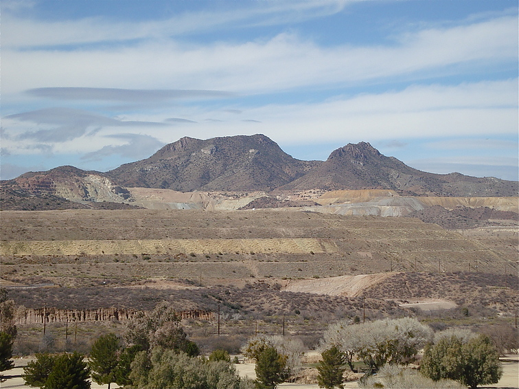 Copper Cities Mine area, Sleeping Beauty Peak, Miami, Miami-Inspiration ...