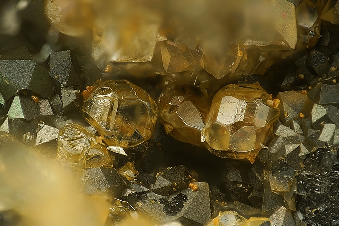 Elpasolite: Mineral information, data and localities.