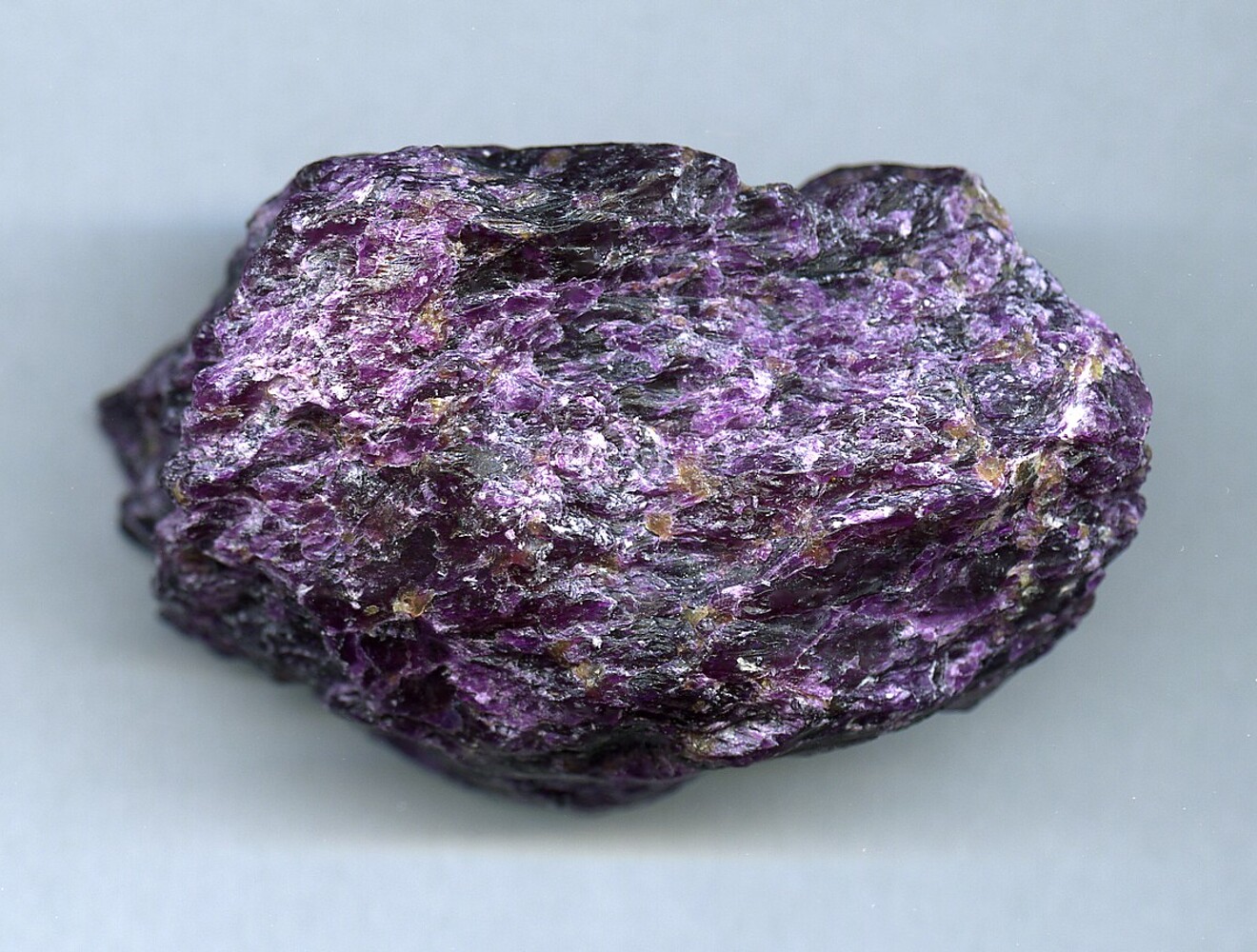 Chromium-bearing Iowaite: Mineral information, data and localities.