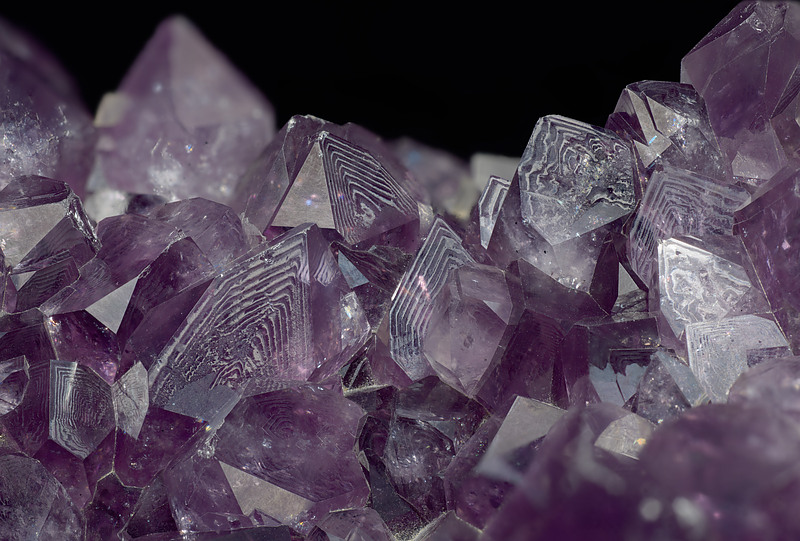 Amethyst: Mineral information, data and localities.