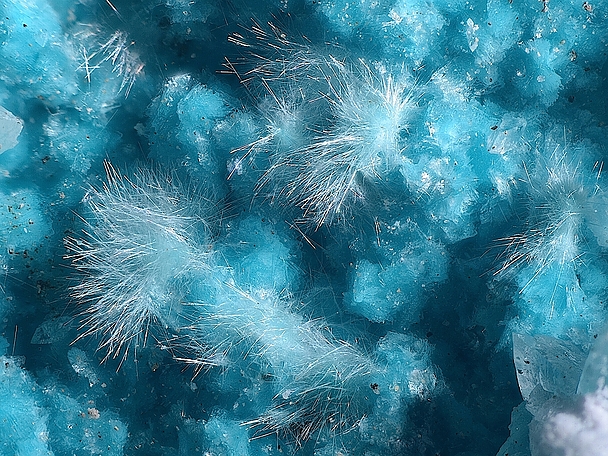 Agardite-(Y): Mineral information, data and localities.