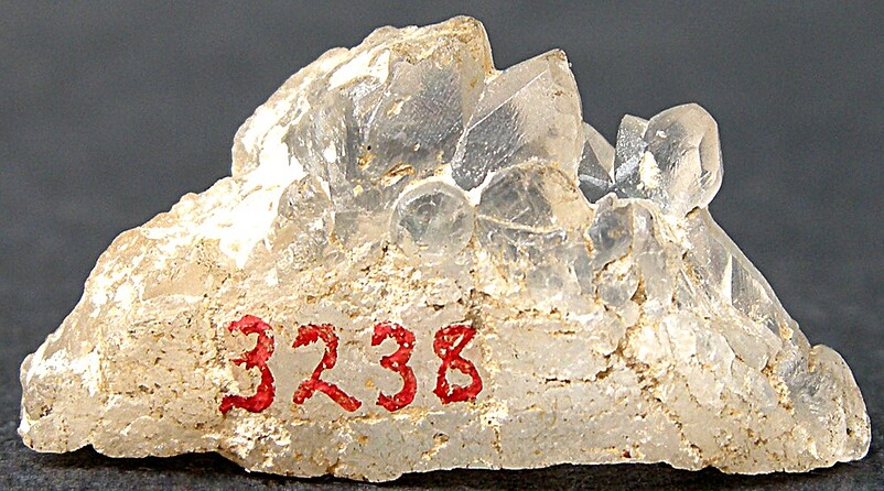 Beryllonite: Mineral information, data and localities.