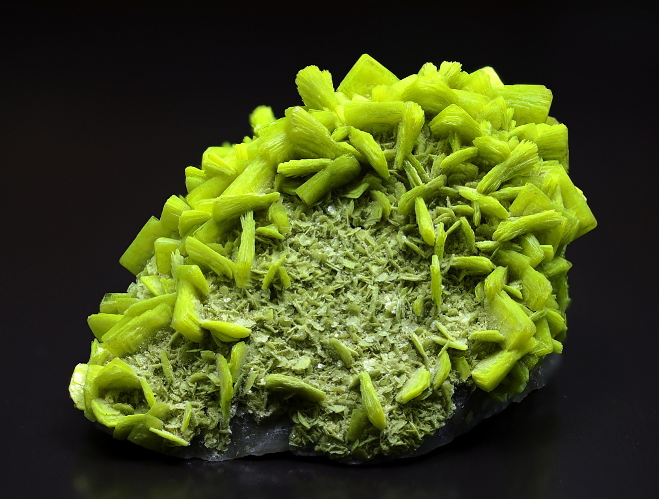 Autunite: Mineral information, data and localities.