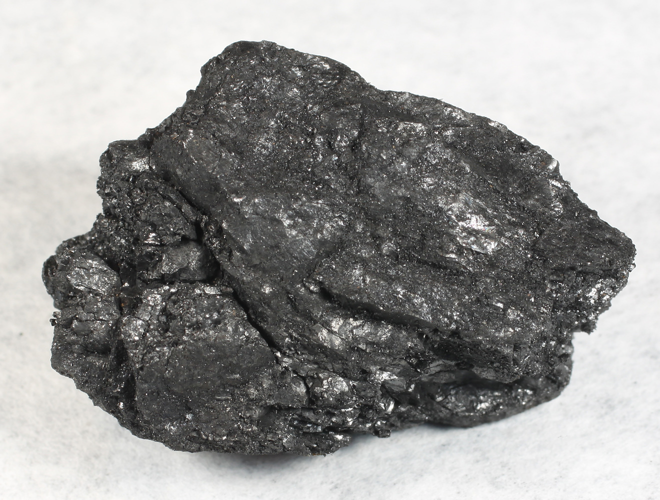 Quisqueite: Mineral information, data and localities.