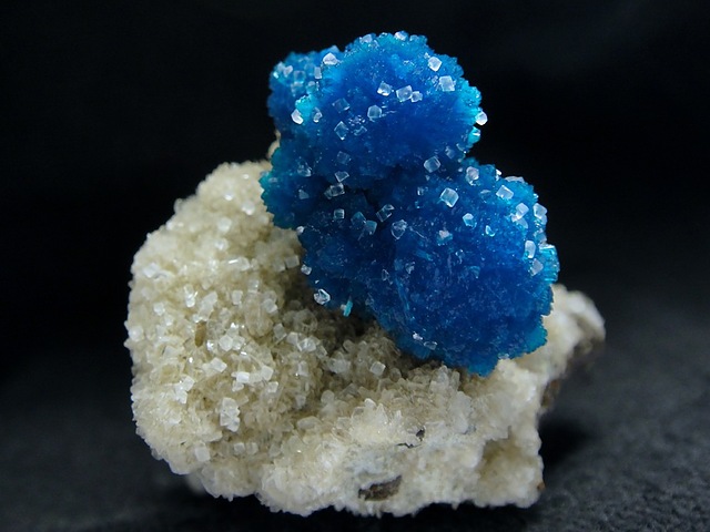 Cavansite