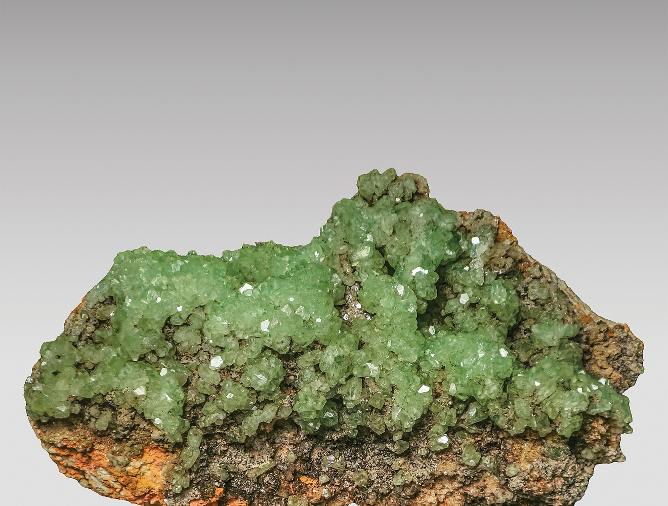 Cuprian Smithsonite: Mineral information, data and localities.