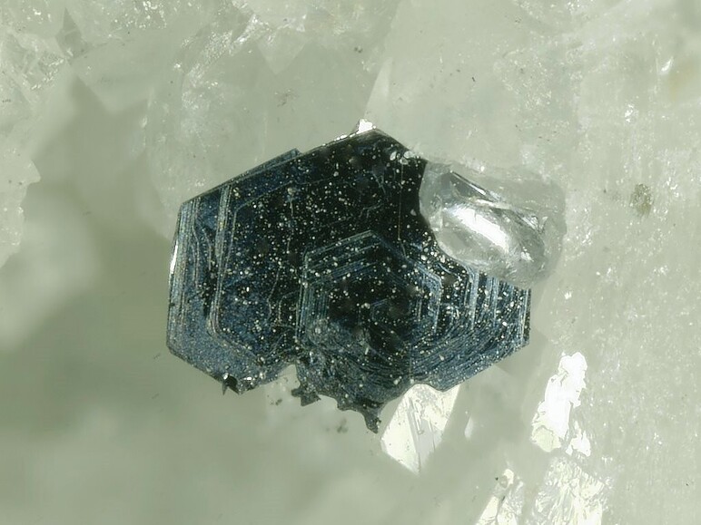 Tungstenite: Mineral information, data and localities.