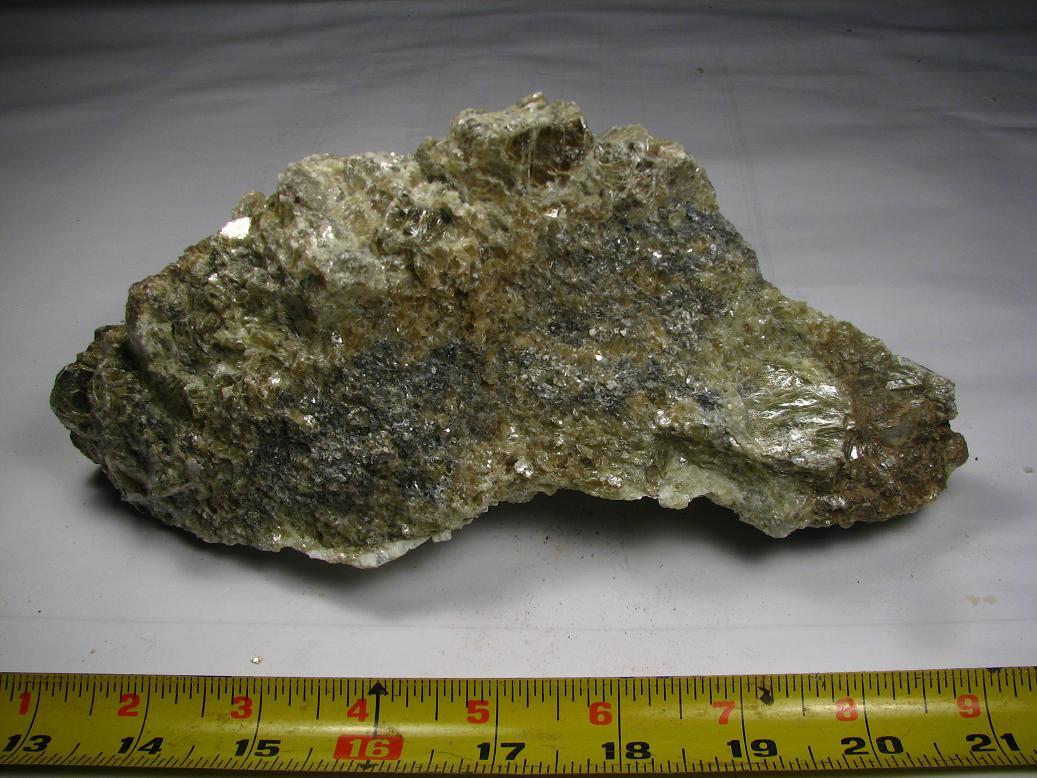 Eastonite: Mineral information, data and localities.