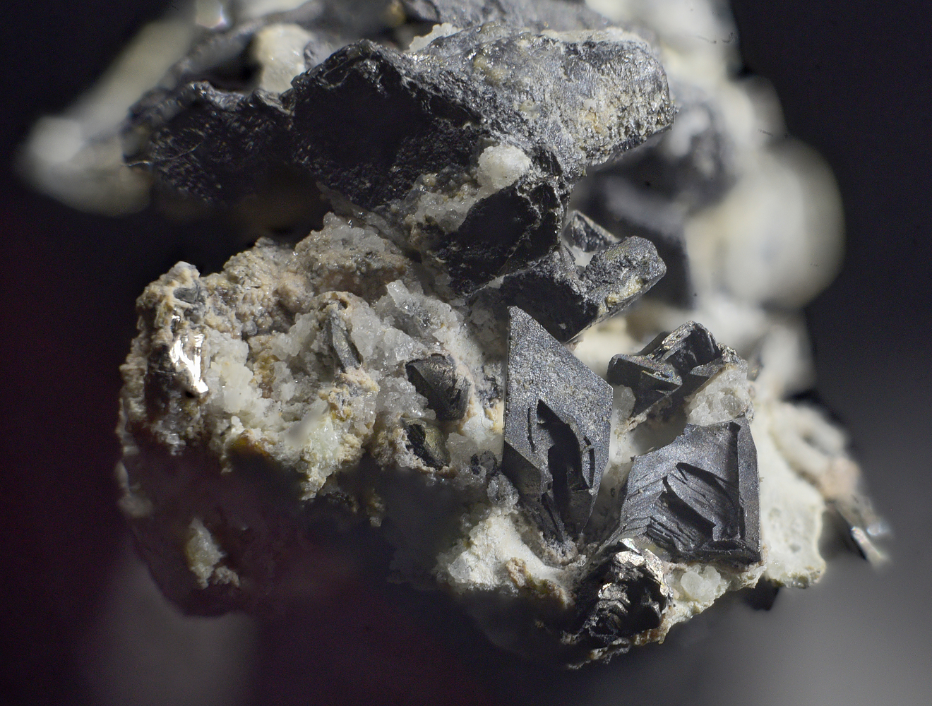 Native Bismuth: Mineral information, data and localities.