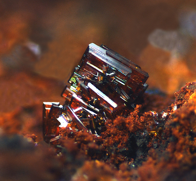 Calderónite: Mineral information, data and localities.