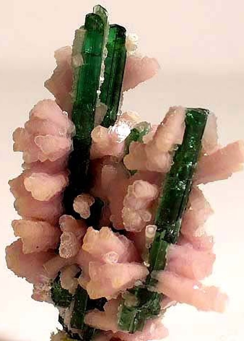 Tourmaline, Quartz