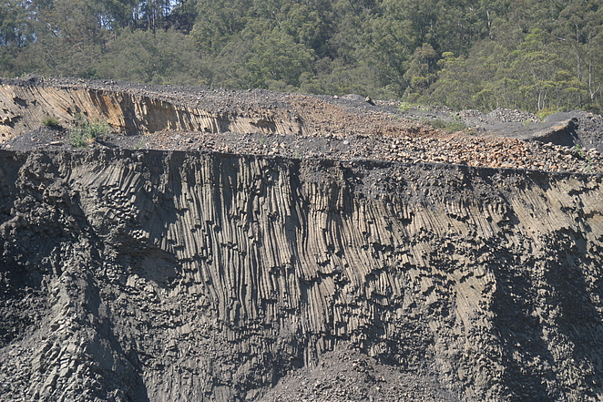 Hanson Quarry (Hymix Quarry; Kulnura Quarry), Kulnura, Northumberland ...