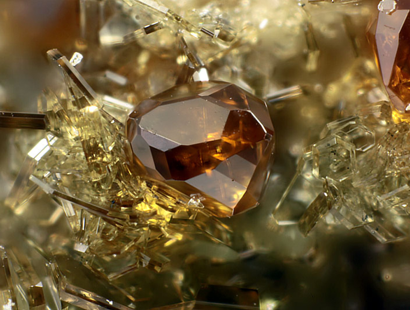 Humite: Mineral information, data and localities.