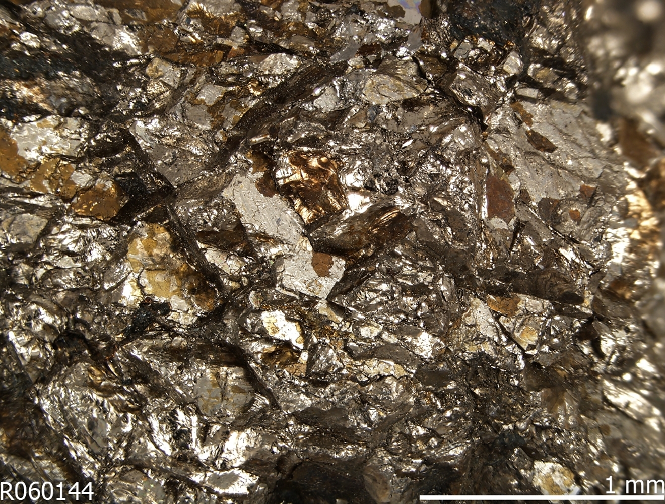 Pentlandite: Mineral information, data and localities.