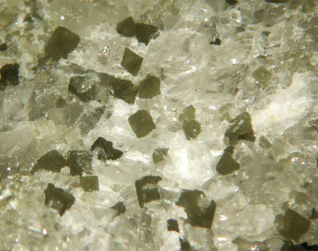 Periclase: Mineral information, data and localities.