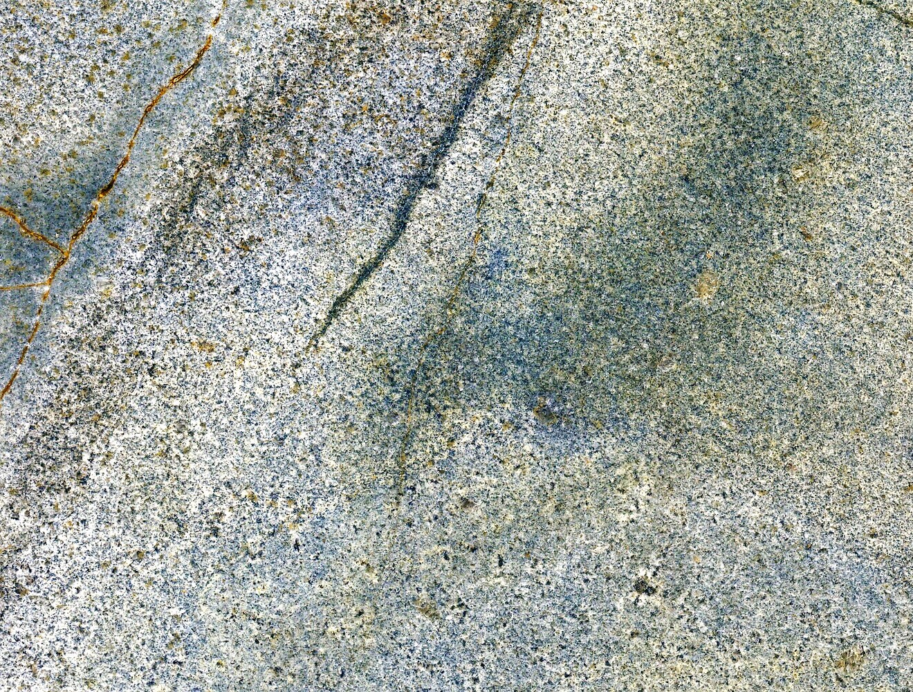 Trachydacite: Mineral information, data and localities.