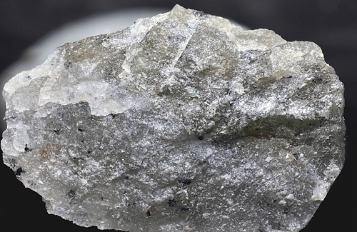 Larnite: Mineral information, data and localities.